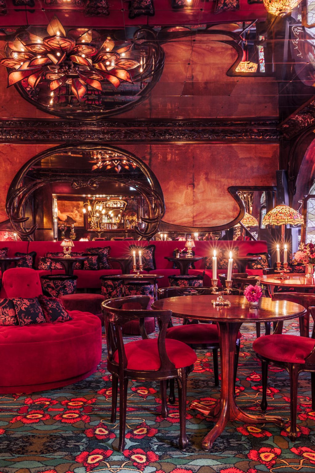 Maxim's Restaurant - Maxim's